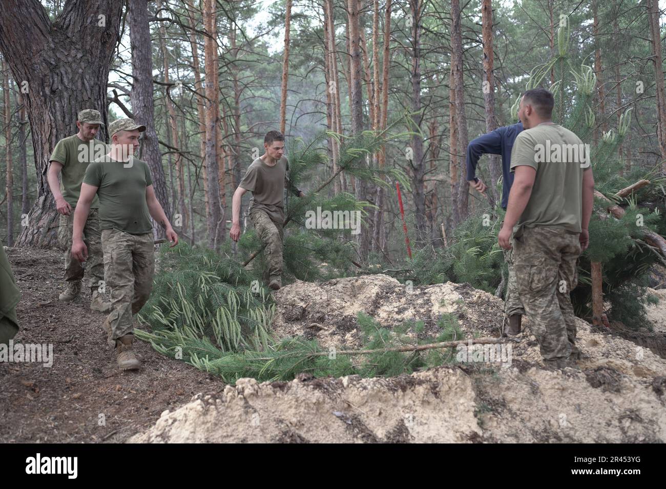 Kyiv Oblast, Ukraine. 25th May, 2023. Trenches are dug and structures ...