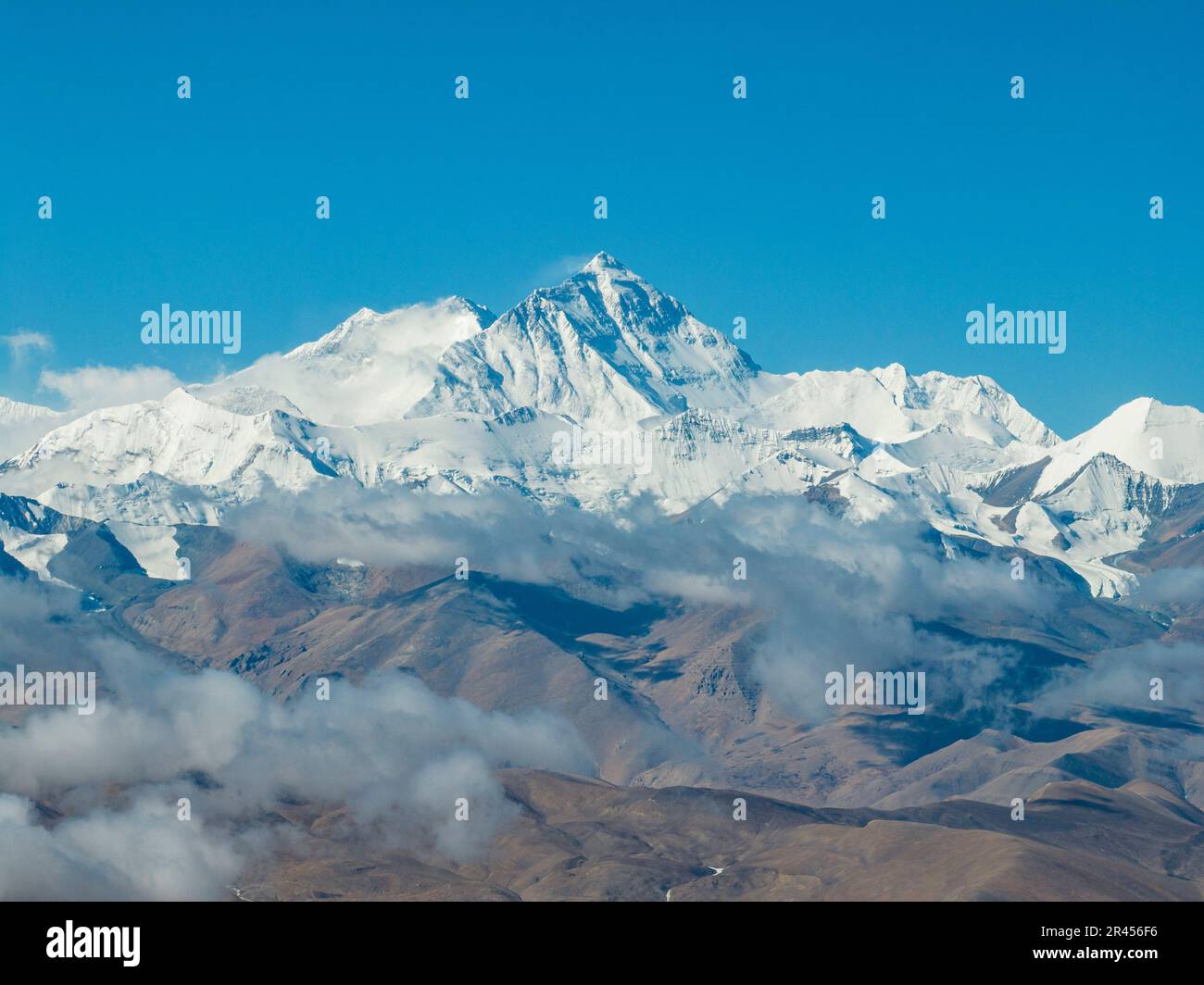 Lhasa. 26th May, 2023. This aerial photo taken on May 26, 2023 shows a ...