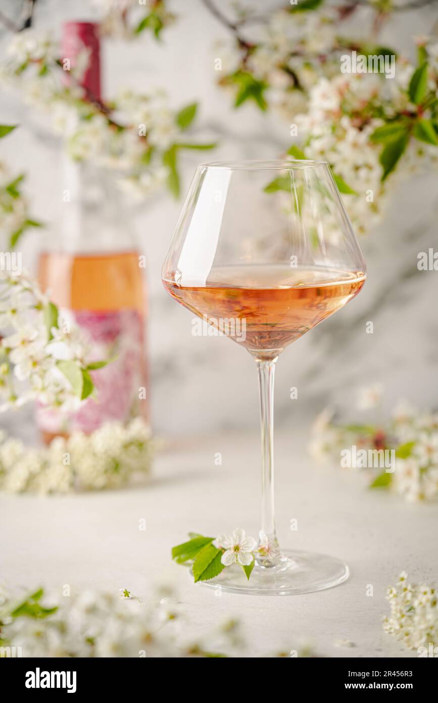Rose wine glass Stock Photo - Alamy