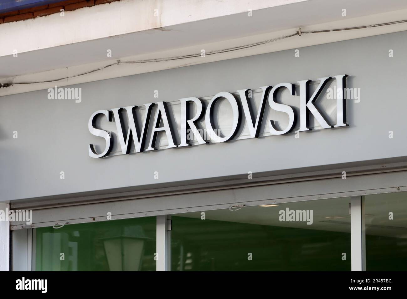 Swarovski jewelry brand logo hi-res stock photography and images - Alamy