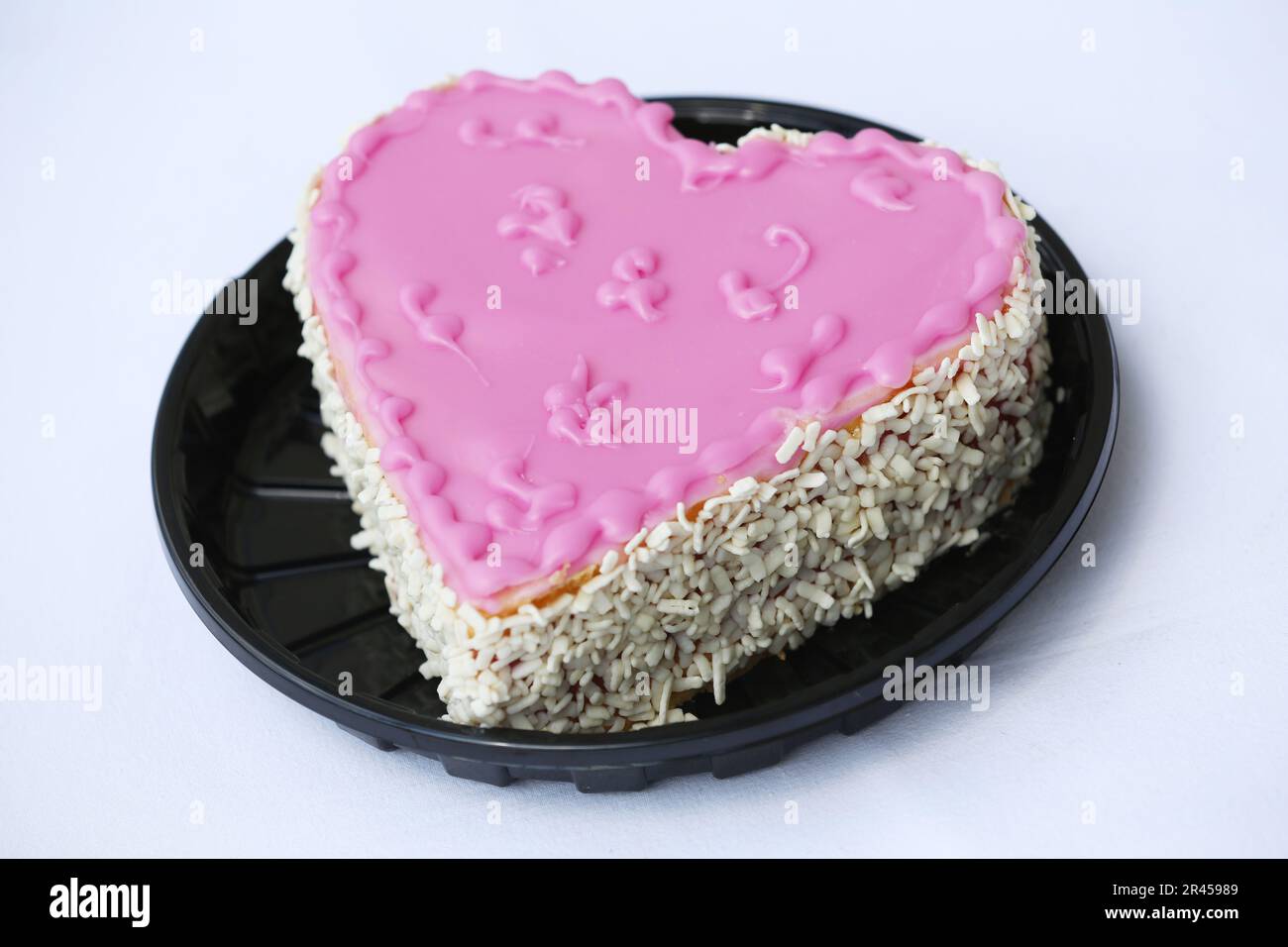 Rum punch cake hi-res stock photography and images - Alamy