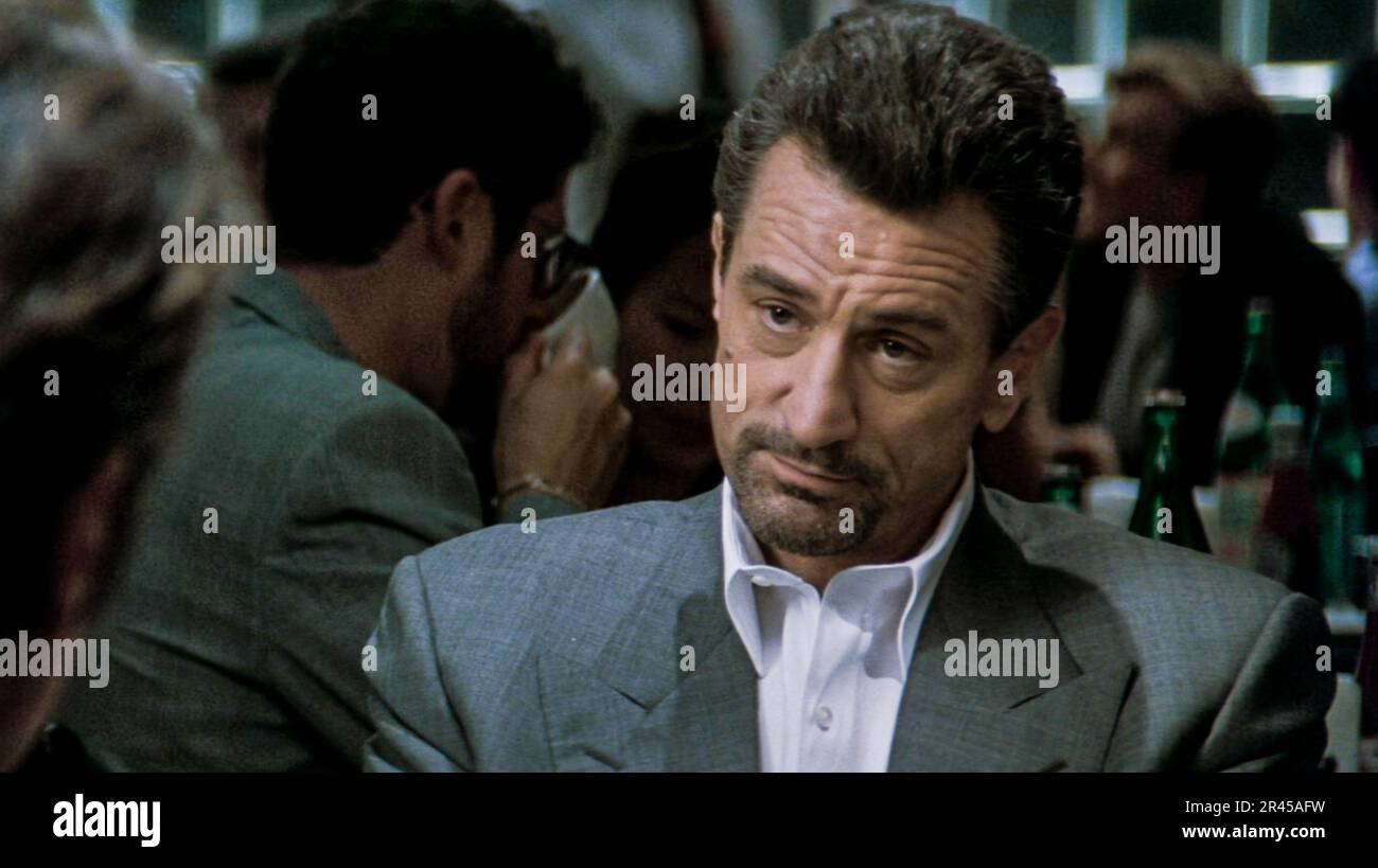 USA. Robert De Niro and Al Pacino in a scene from the (C)Warner Bros ...