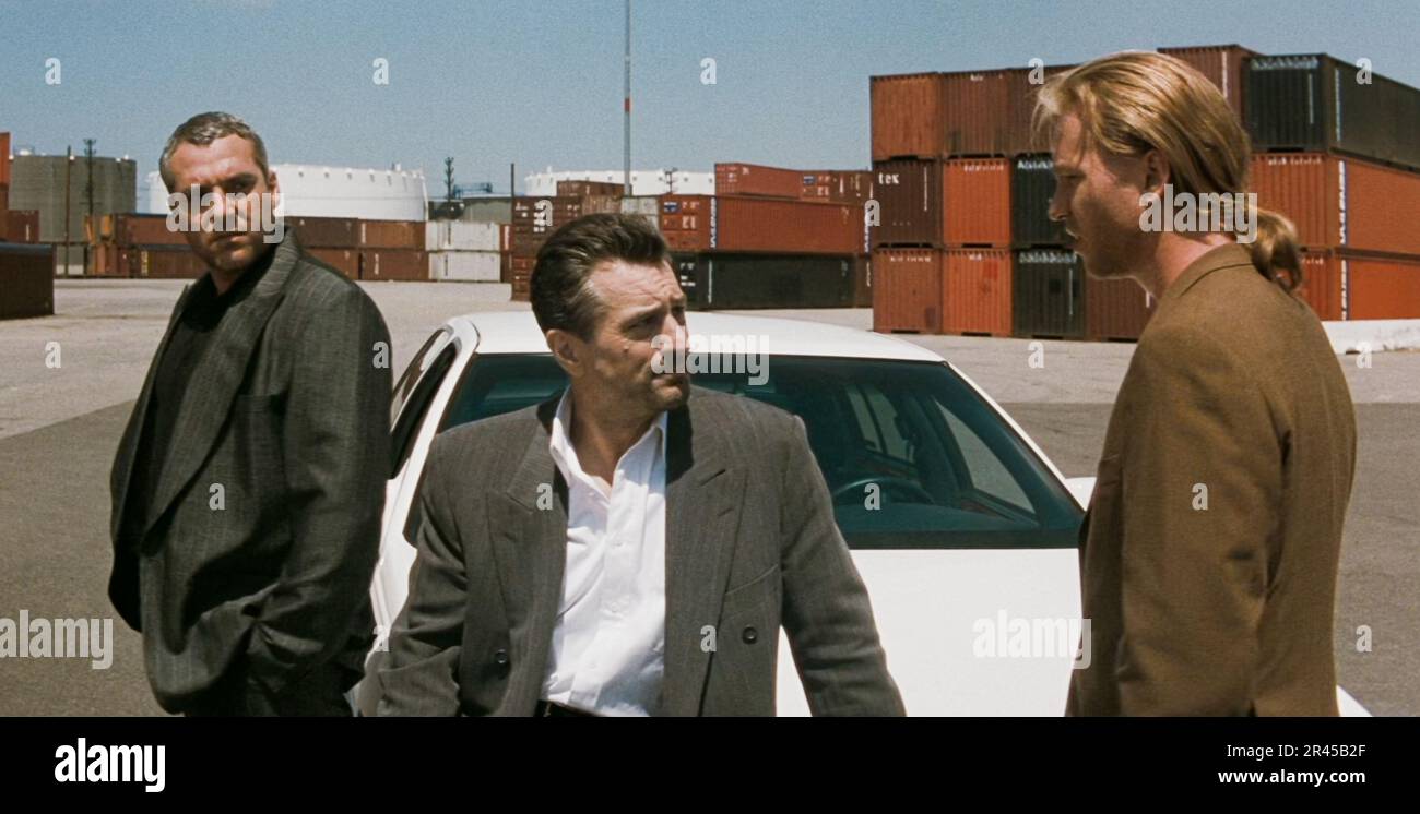 USA. Tom Sizemore , Val Kilmer and Robert De Niro in a scene from the ...