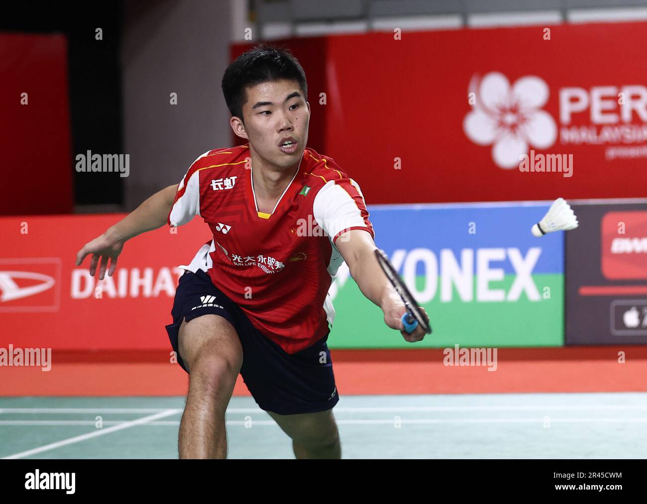 Kuala Lumpur, Malaysia. 26th May, 2023. China's Weng Hongyang hits a ...