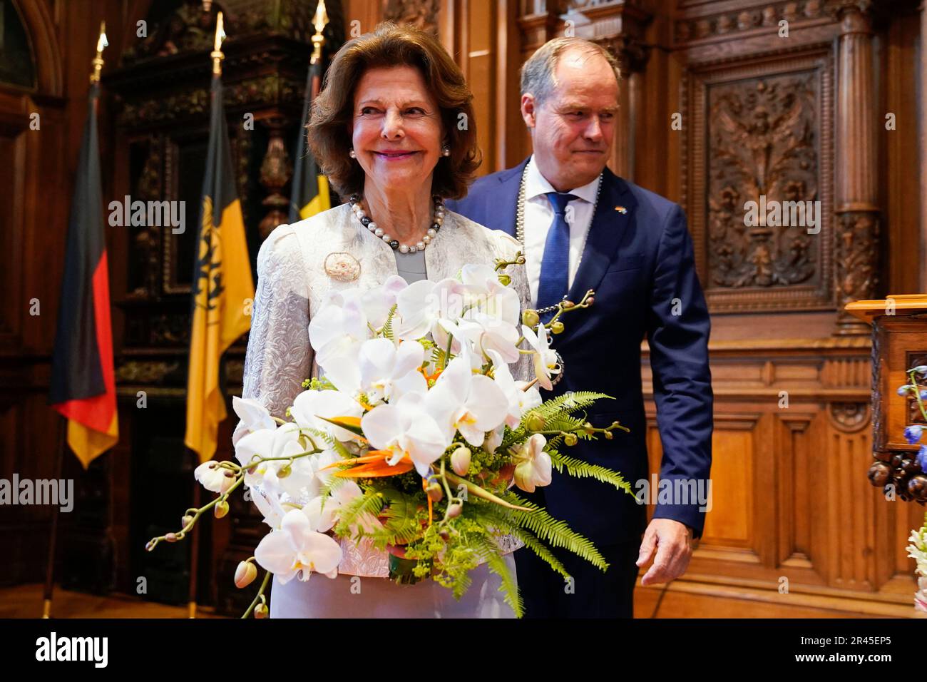 Sweden's Queen Silvia receives the certificate of honorary citizenship ...