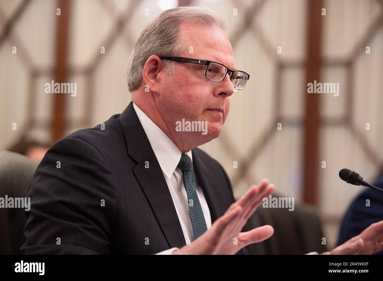 Cyber security officer hi-res stock photography and images - Alamy