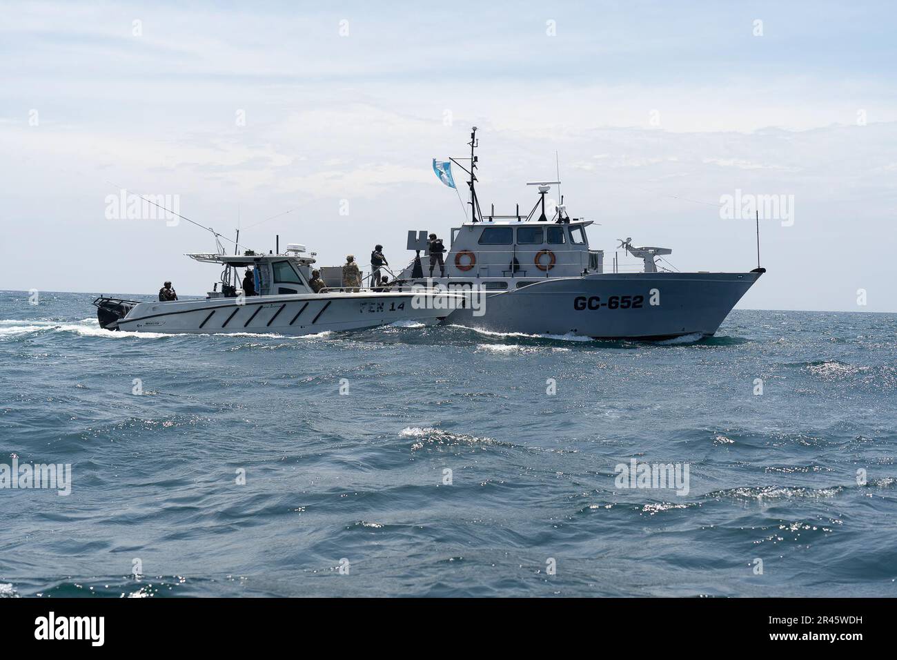U.S. Navy SEALs Conduct Joint Training with Guatemalan Naval Special ...