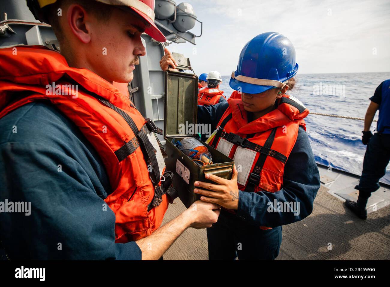 230406-N-YV347-2002 PACIFIC OCEAN (April 6, 2022) U.S. Navy Gunner's ...