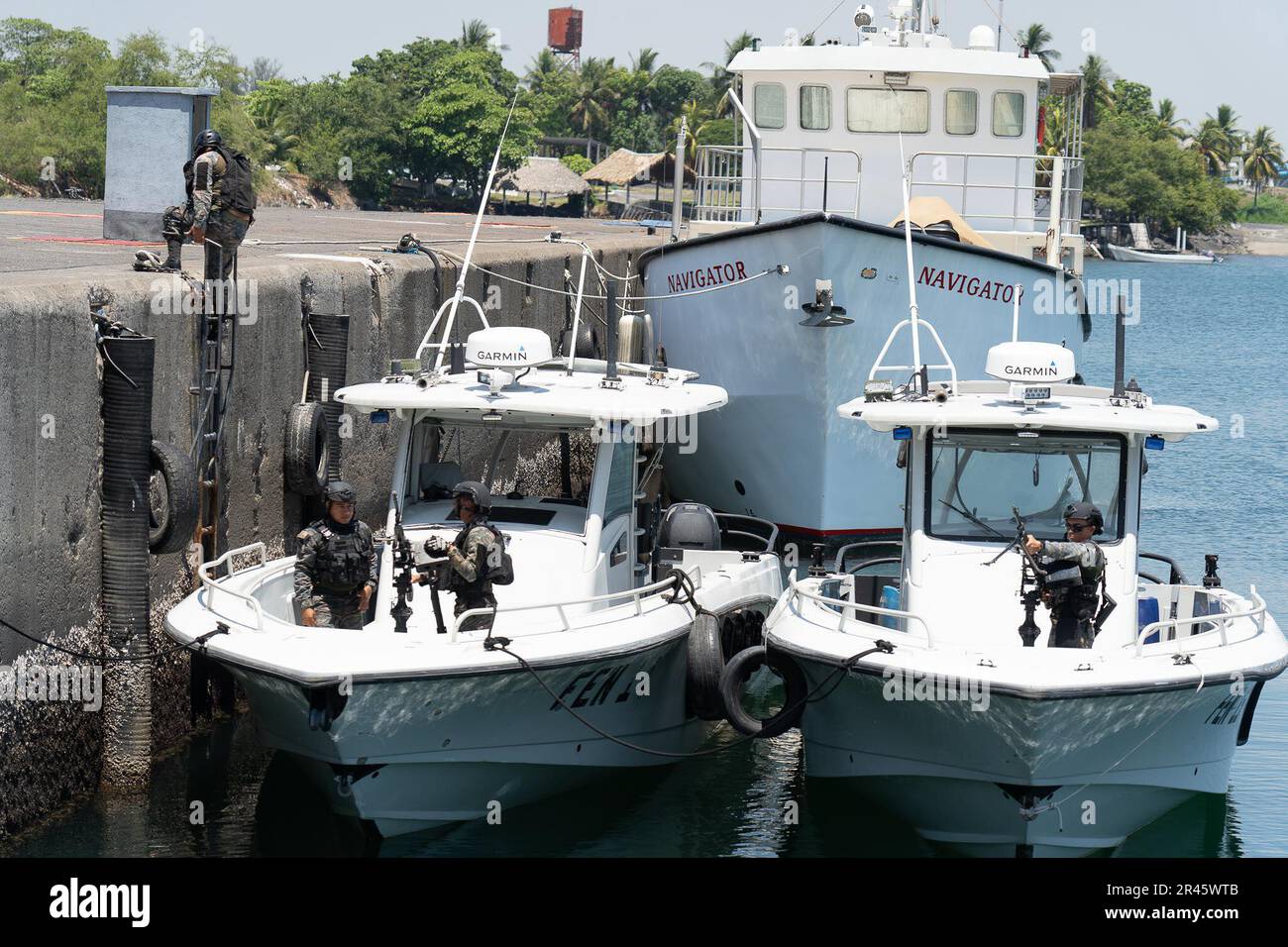 U.S. Navy SEALs Conduct Joint Training with Guatemalan Naval Special ...