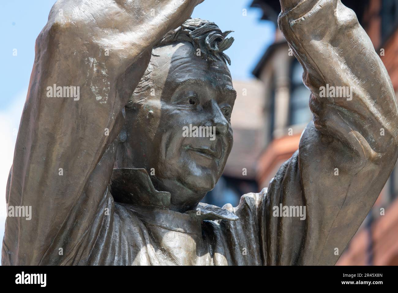 Brian Clough Statue in Nottingham City, Nottinghamshire England UK ...