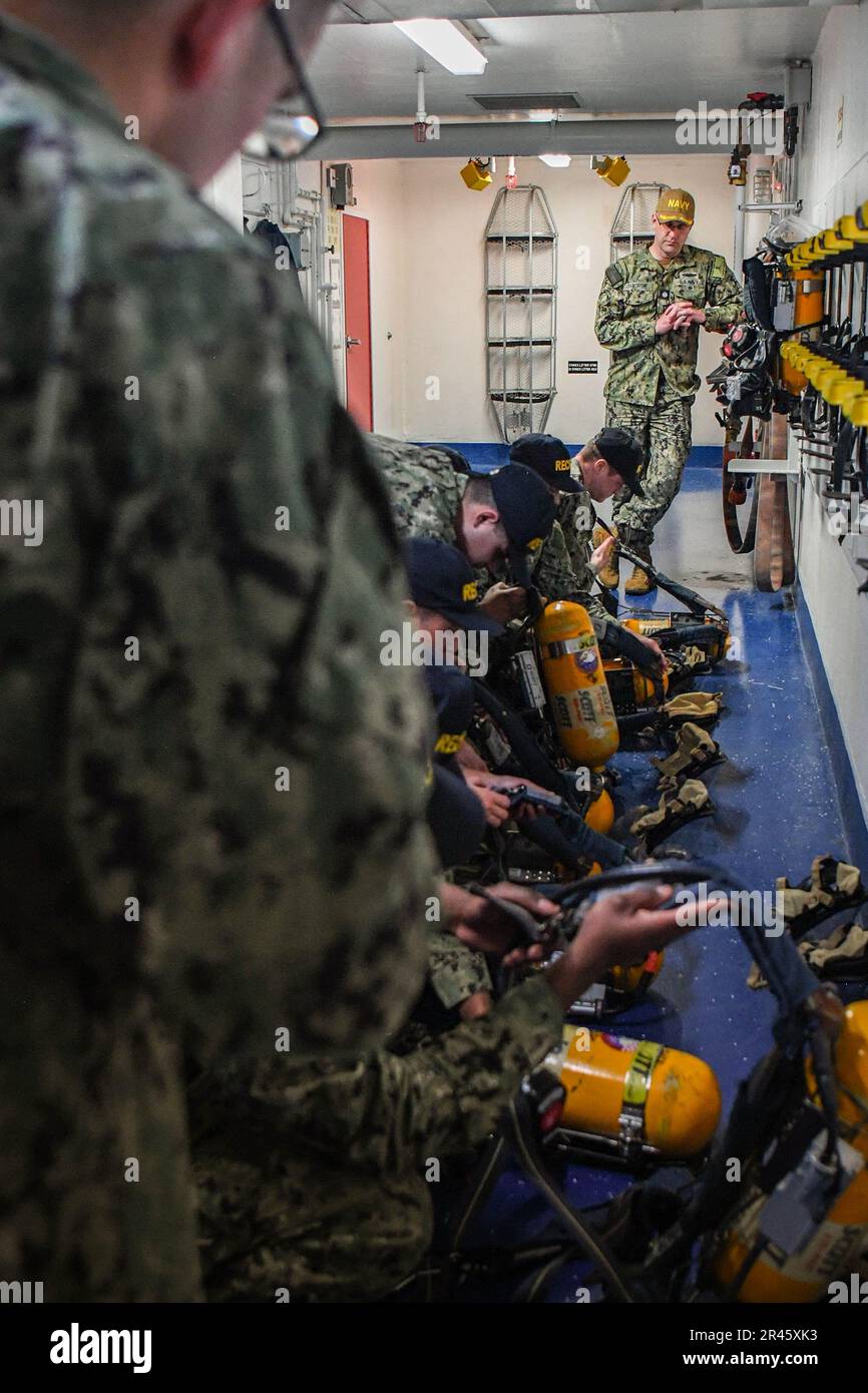 Recruits participate in Battle Stations inside USS Trayer (BST 21) at ...