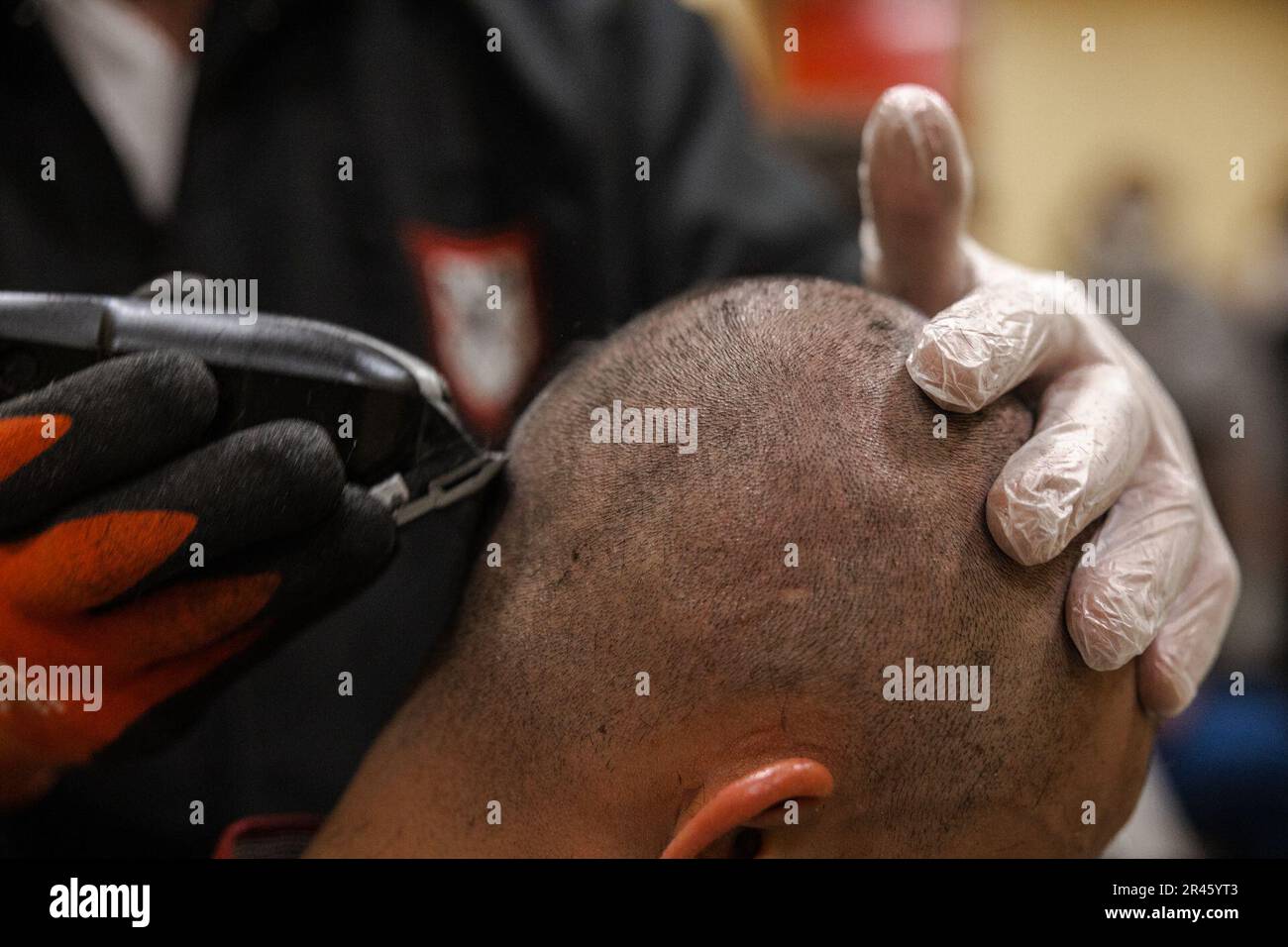 A U.S. Marine Corps recruit with Fox Company, 2nd Recruit Training ...