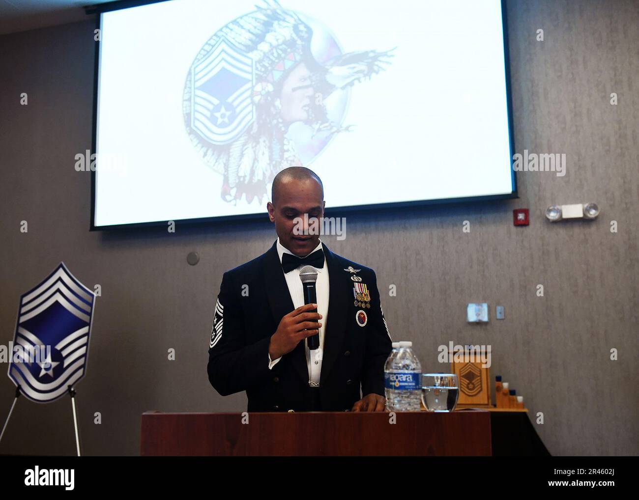 557th weather wing hi-res stock photography and images - Alamy