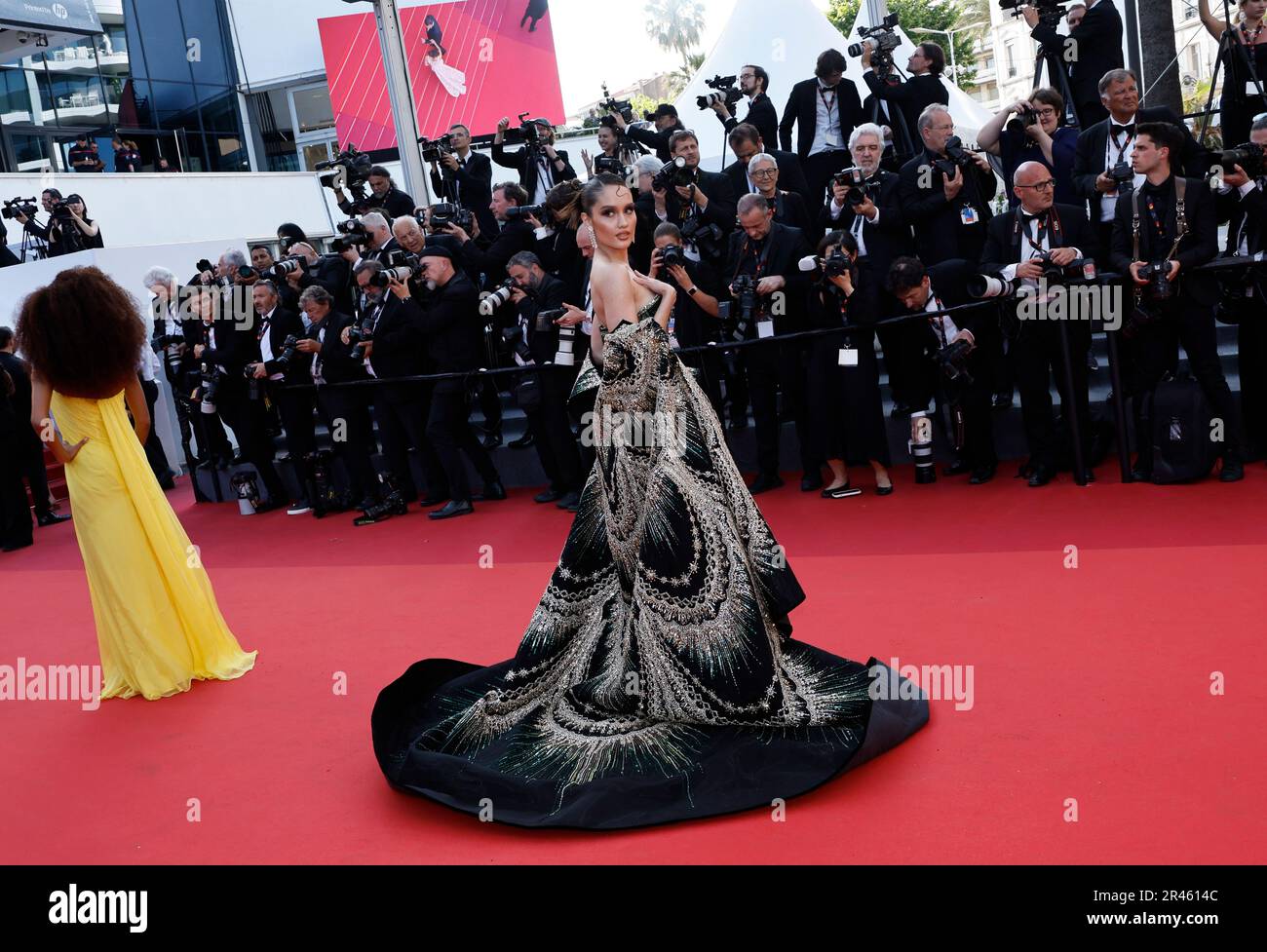 Cinta Laura Kiehl poses for photographers upon arrival at the premiere ...
