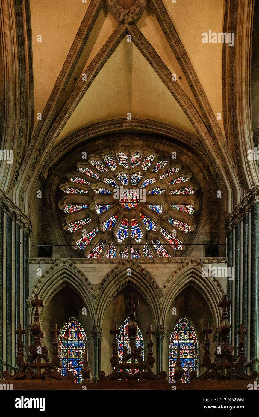 Durham cathedral rose window hi-res stock photography and images - Alamy