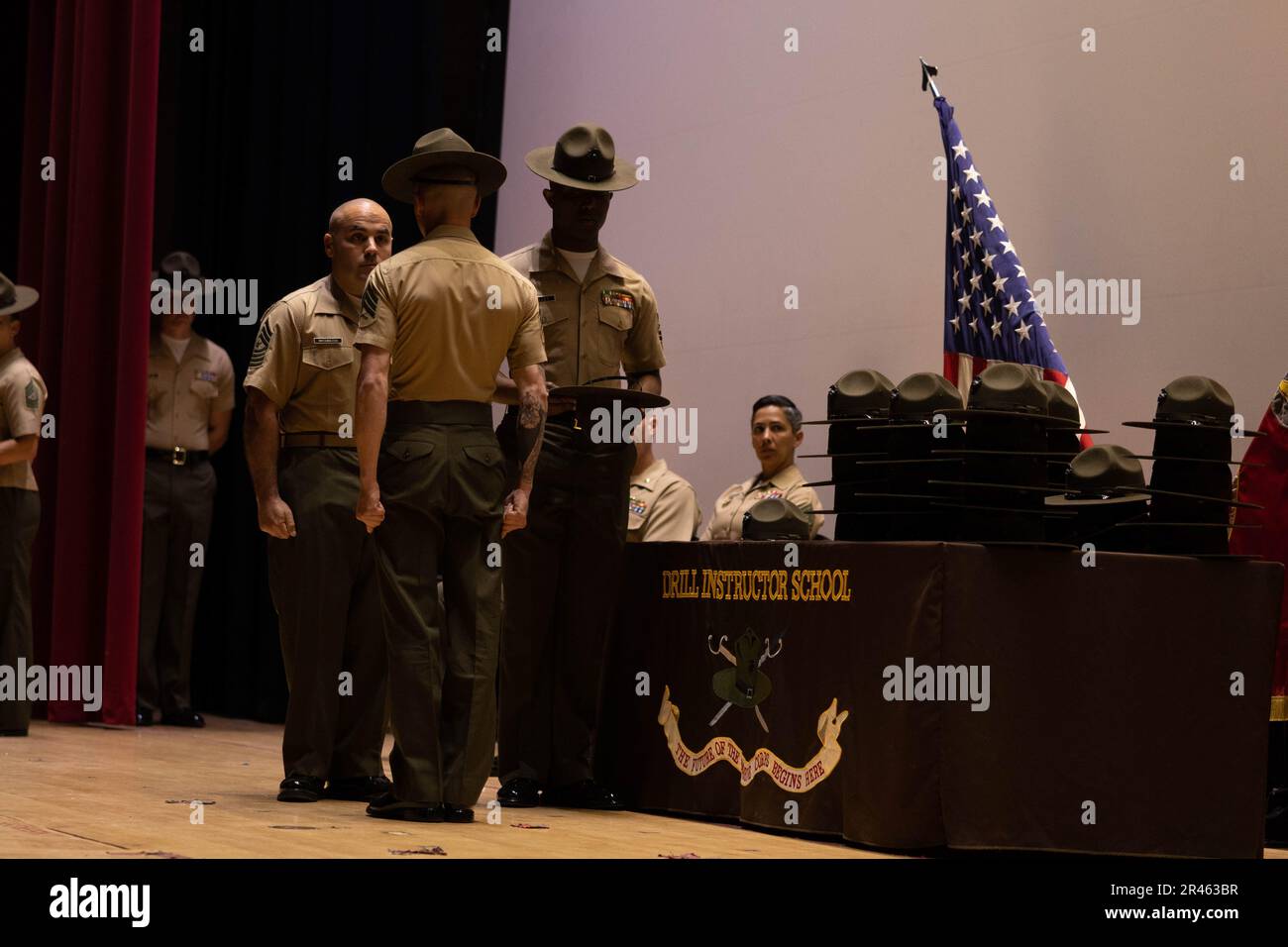 A new U.S. Marine Corps drill instructor participates in a Drill ...