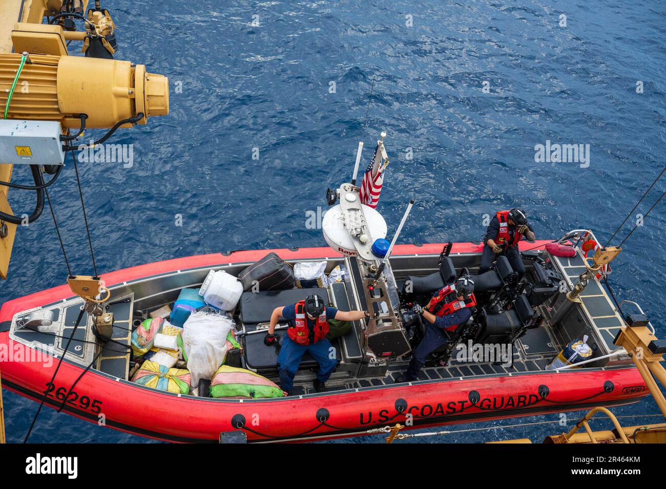 U s coast guard cutter active hi-res stock photography and images - Alamy