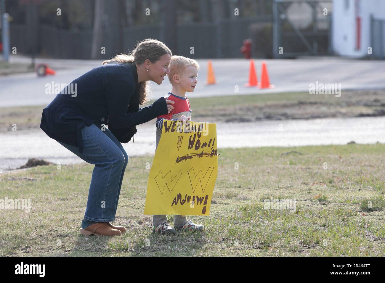 HANSCOM, AFB, Mass – Soldiers from the 1st Battalion, 182nd Infantry ...