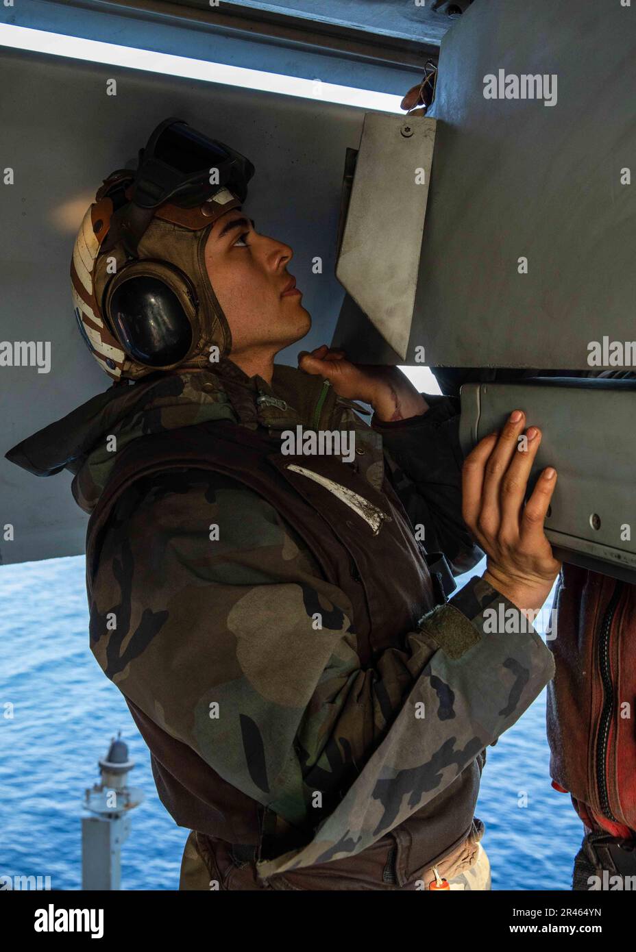 230331-N-IX644-1121 STRAIT OF MESSINA (March 31, 2023) Aviation ...