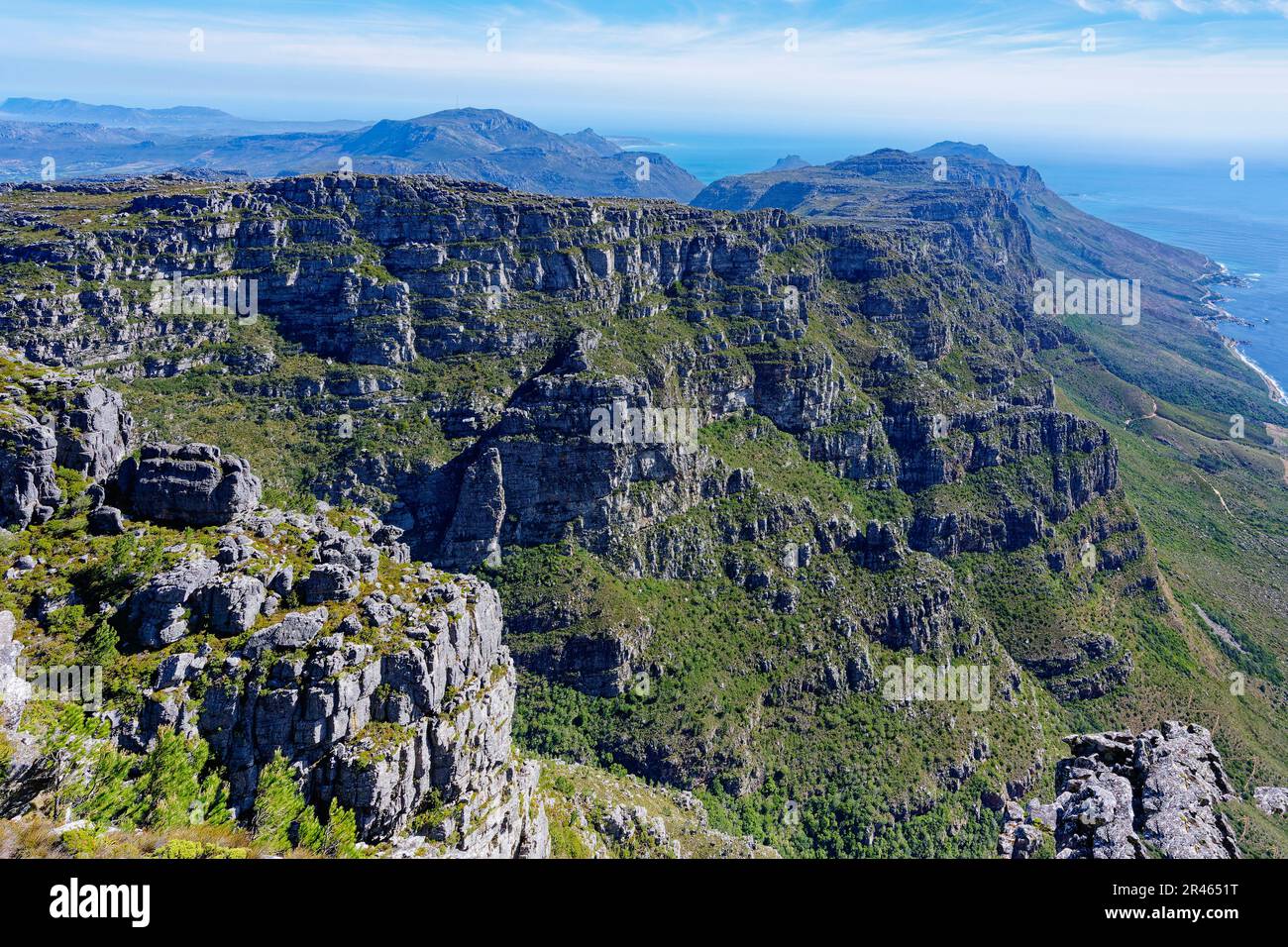 Table Mountain cliffs, Cape Town, South Africa Stock Photo - Alamy