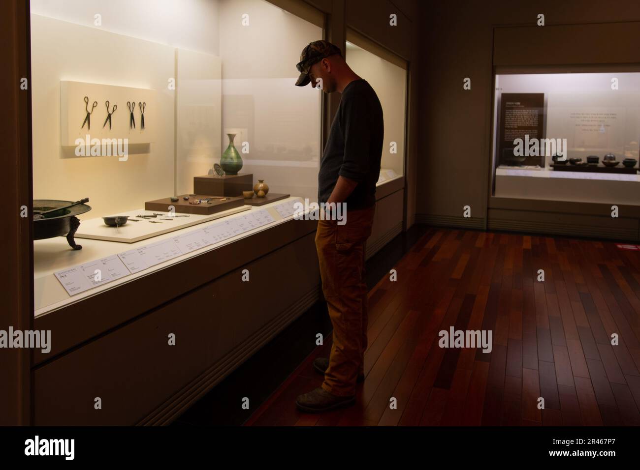 230329-N-QW460-1050 SEOUL, Republic of Korea (March 30, 2023) U.S. Navy ...