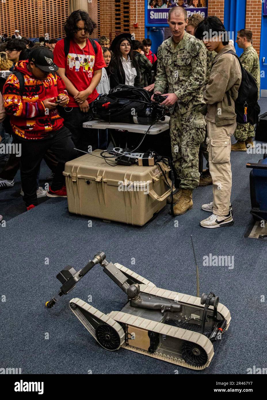 Sailors from across the fleet are in Tucson for Tucson NavyWeek to ...