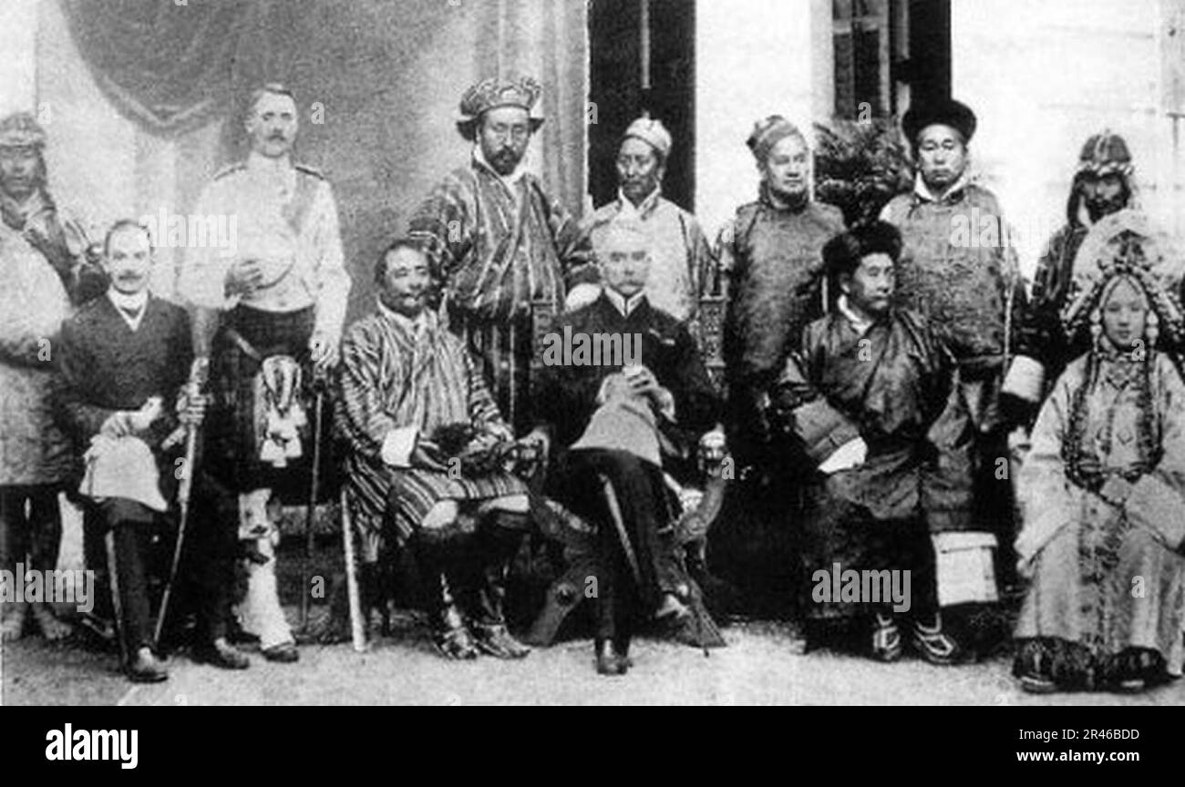 Ugyen Wangchuck, Thutob Namgyal, Ugyen Dorji, in Calcutta, 1907 Stock ...