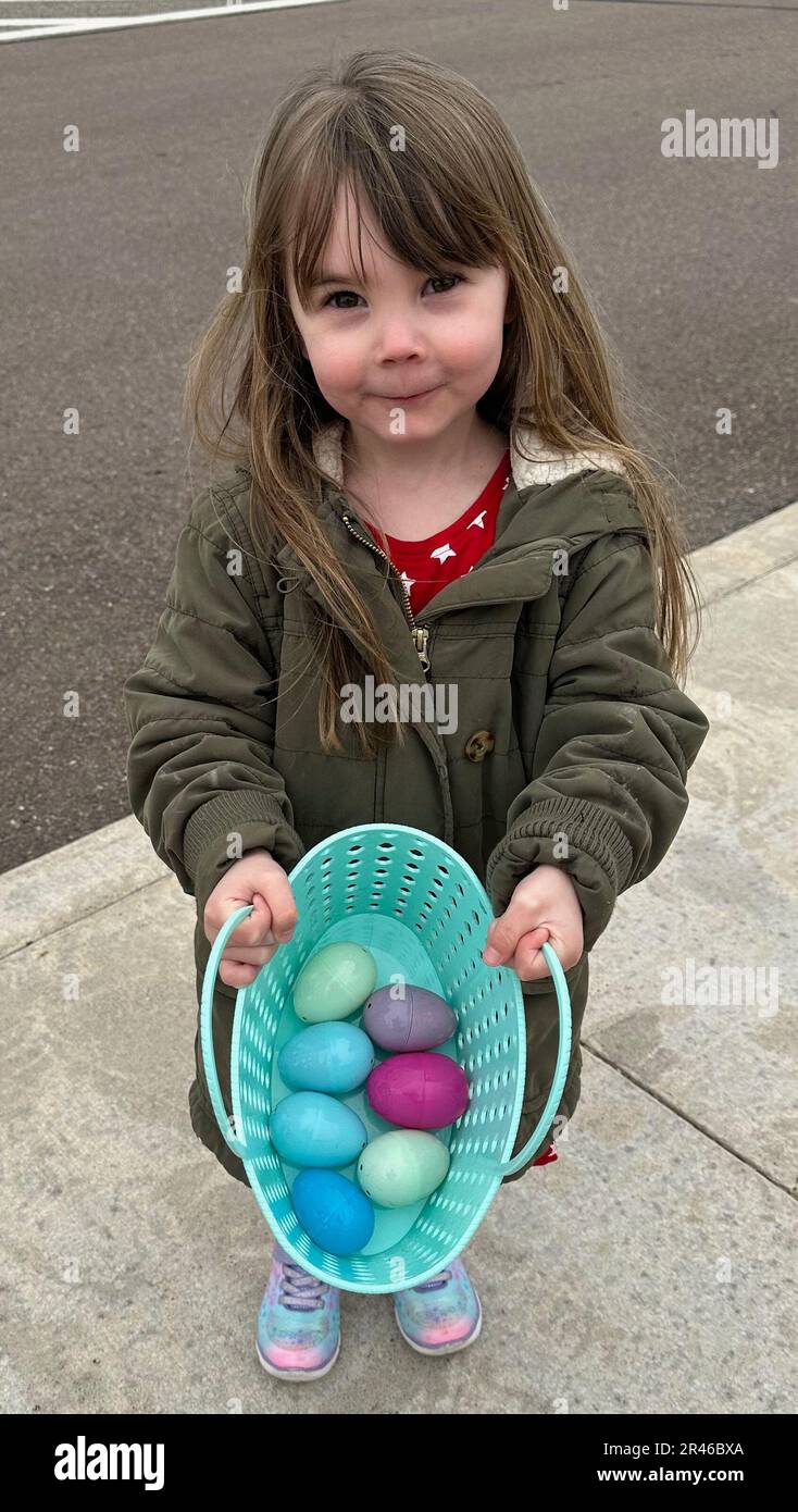 Children of the members of the 120th Airlift Wing go Easter egg hunting ...