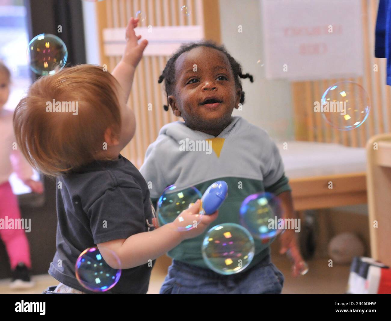 Sekani hi-res stock photography and images - Alamy