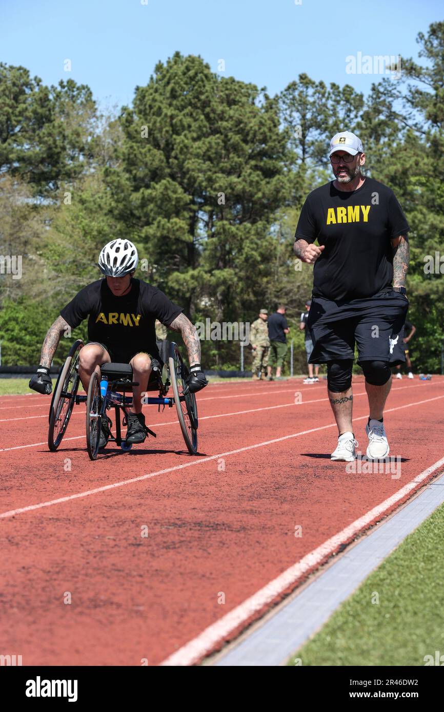 U.S. Army Master Sgt. Mike Haley left, and Retired Sgt. 1st Class ...