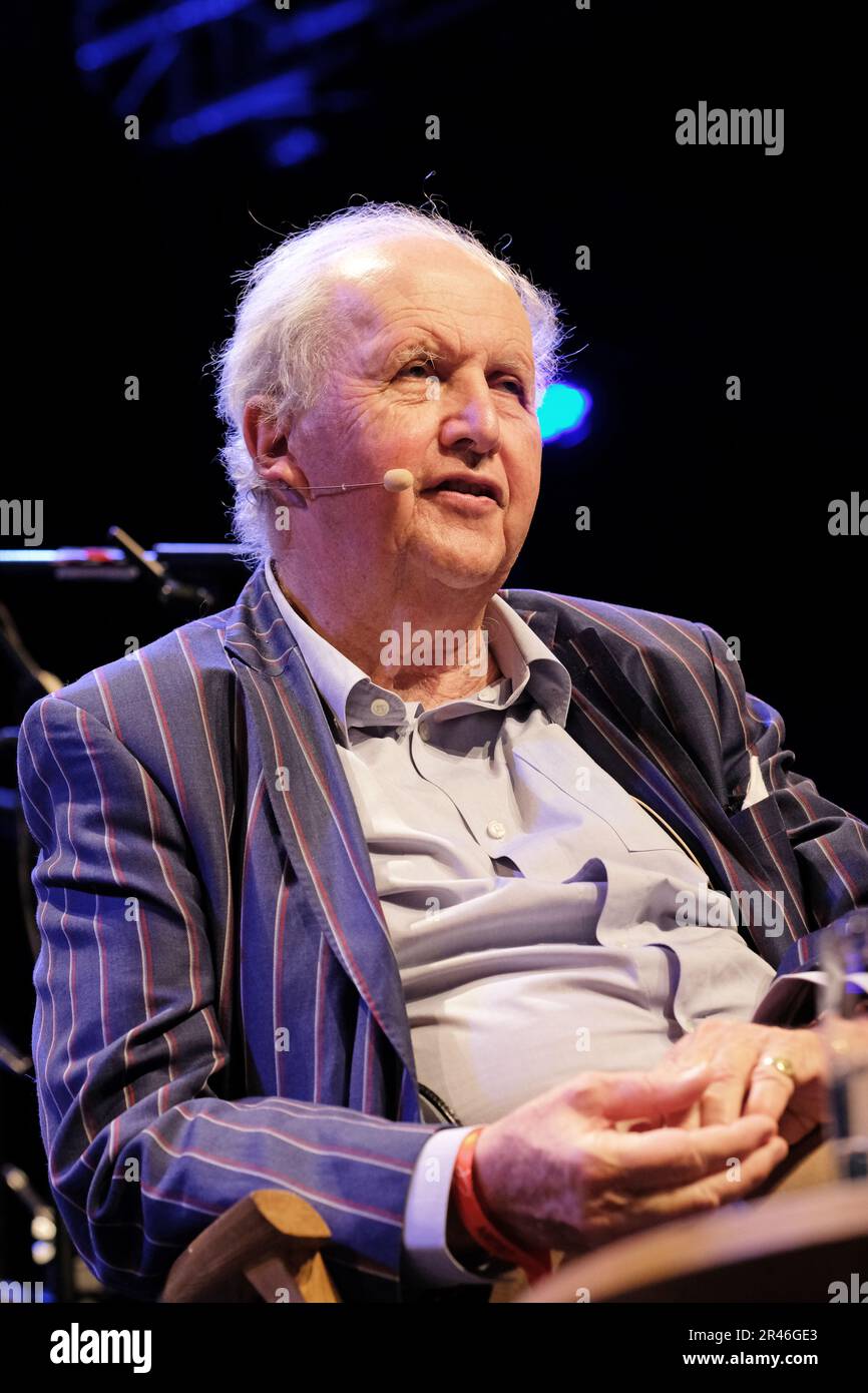 The no 1 ladies detective agency hi-res stock photography and images ...