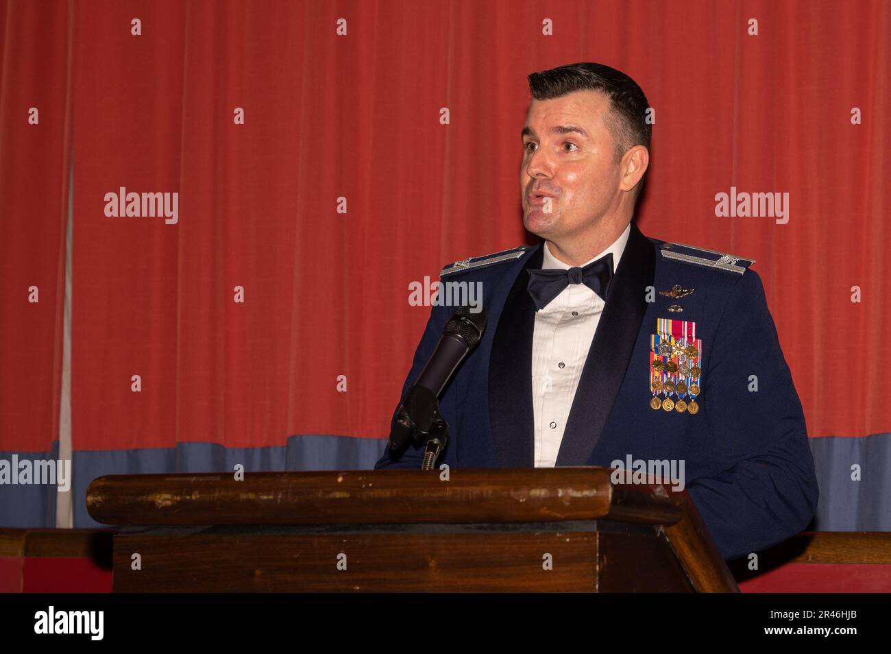 U.S. Air Force Col. Gene Jacobus, 100th Air Refueling Wing commander ...