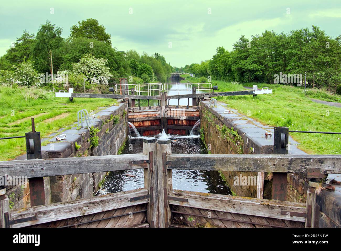 Forth and clyde canal lock gates closed Stock Photo - Alamy Forth and clyde canal lock gates closed Stock Photo - Alamy