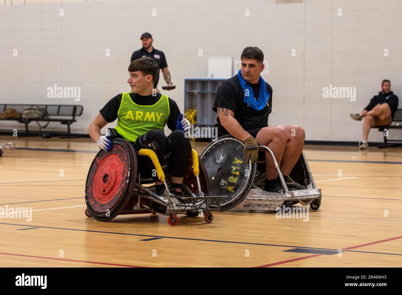 U.S. Army Pfc Samuel Baird (left), Sfc. Cale Chaney, practicing ...