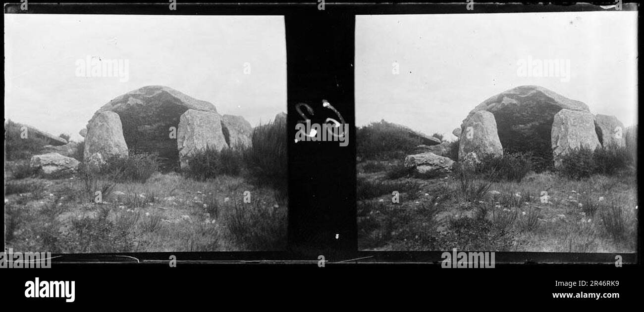 Un dolmen hi-res stock photography and images - Alamy