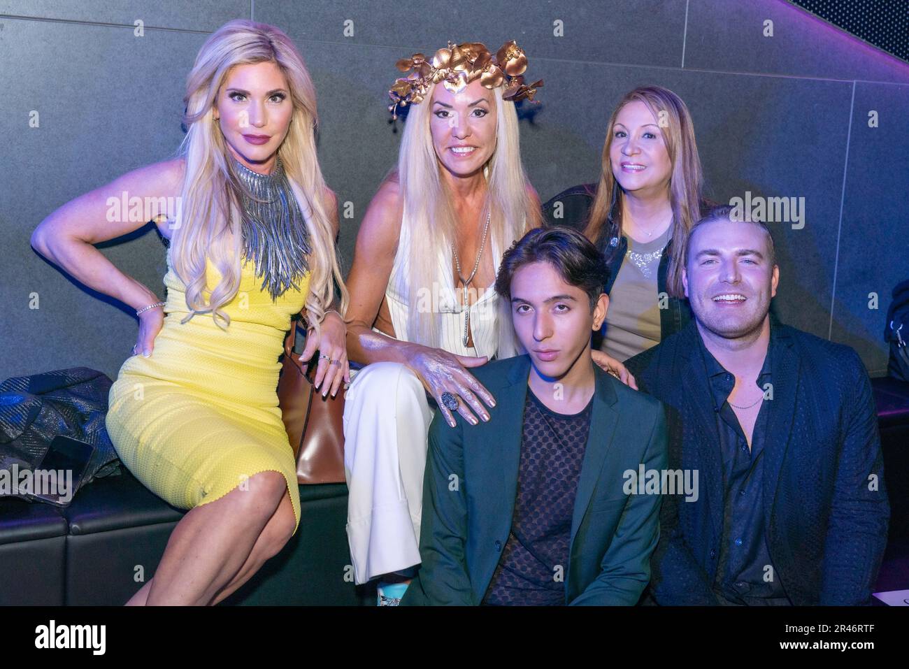 Shelli Stelmak, Luciana Pampalone, Lynette Dallas and Guests Frederick ...