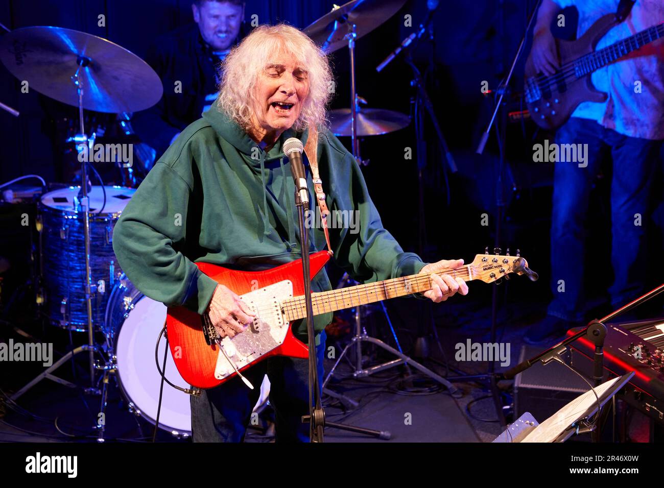 Legendary country-rock guitarist Albert Lee performing at The Acapela ...