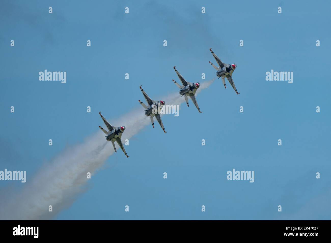 The United States Air Force Air Demonstration Squadron "Thunderbirds ...