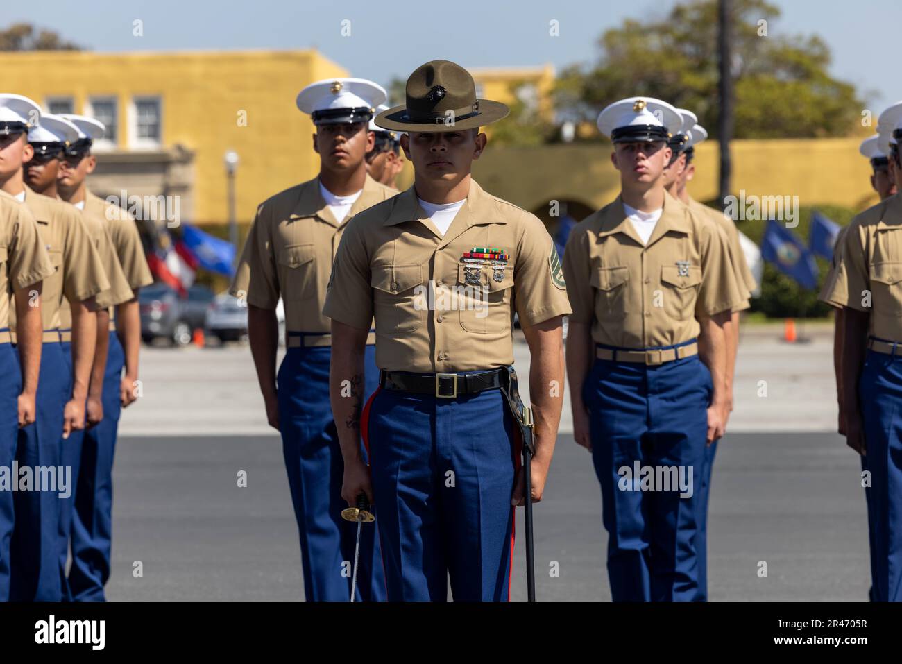 New U.S. Marines with Alpha Company, 1st Recruit Training Battalion ...