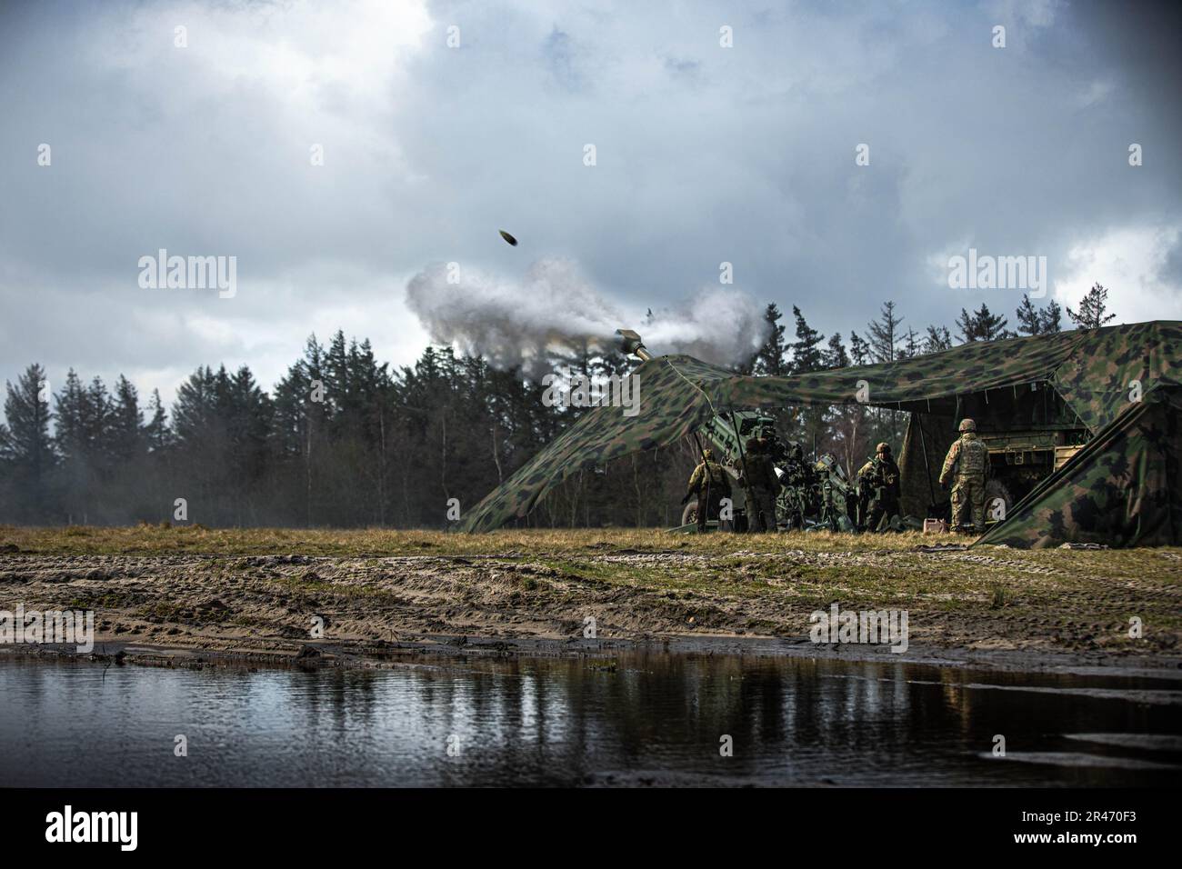 Fire carnage hi-res stock photography and images - Alamy