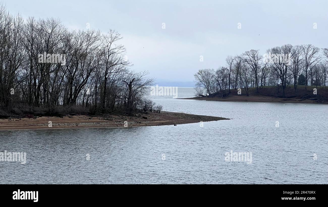 This is a view of Lake Barkley on the Cumberland River in Grand Rivers ...