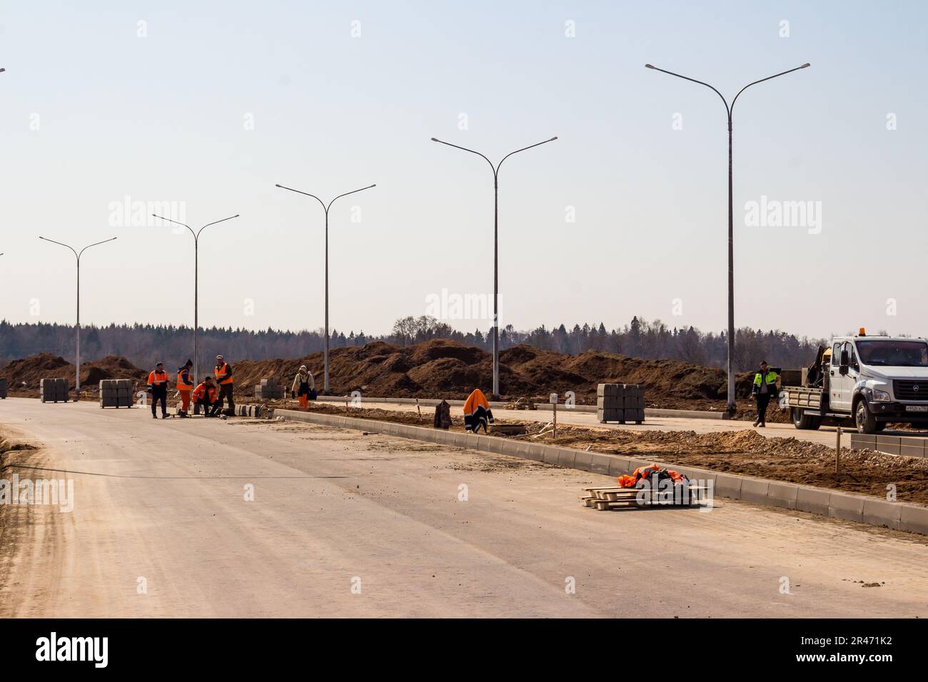 Laying curbs hi-res stock photography and images - Alamy