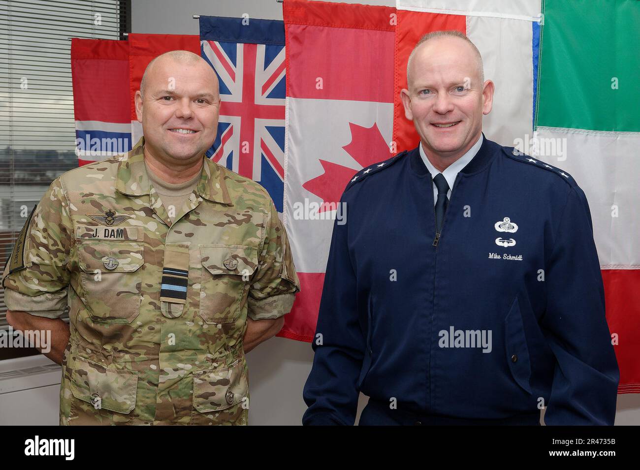 ARLINGTON, VA. (Jan 31, 2023) – Lt Gen Michael Schmidt (right), Program ...