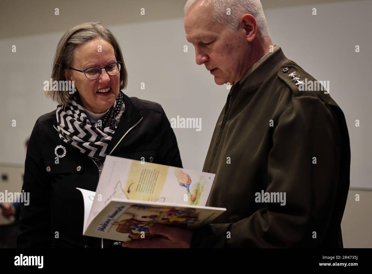 Lt. Gen. Jon A. Jensen, the director of the Army National Guard, meets ...