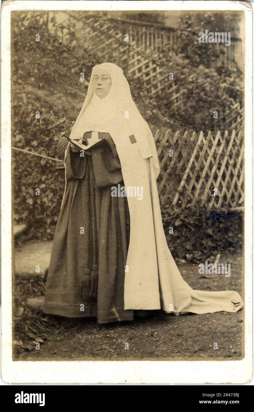 Une réligieuse (phot. Jules David Stock Photo - Alamy