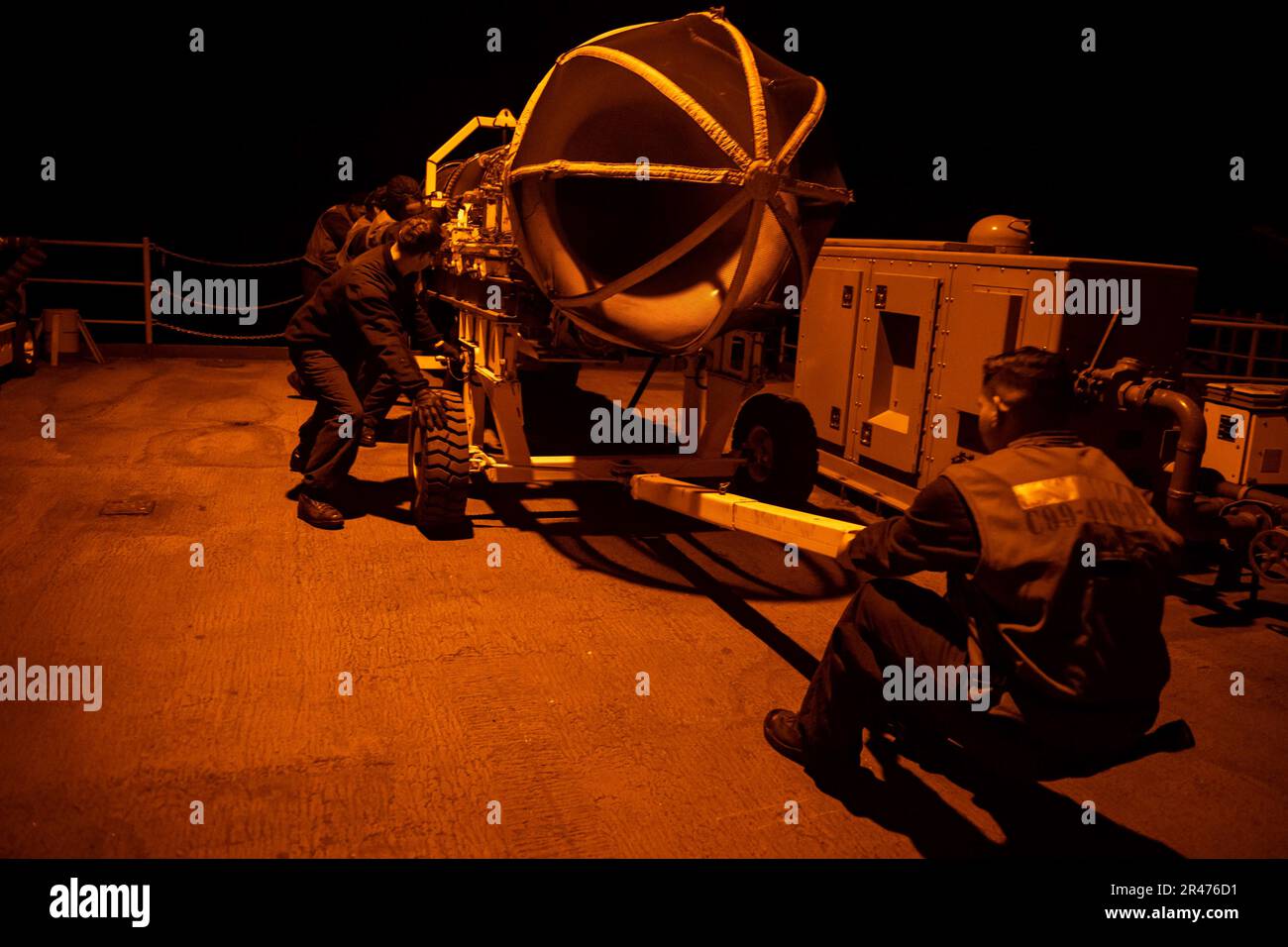 Jet engine testing hi-res stock photography and images - Alamy