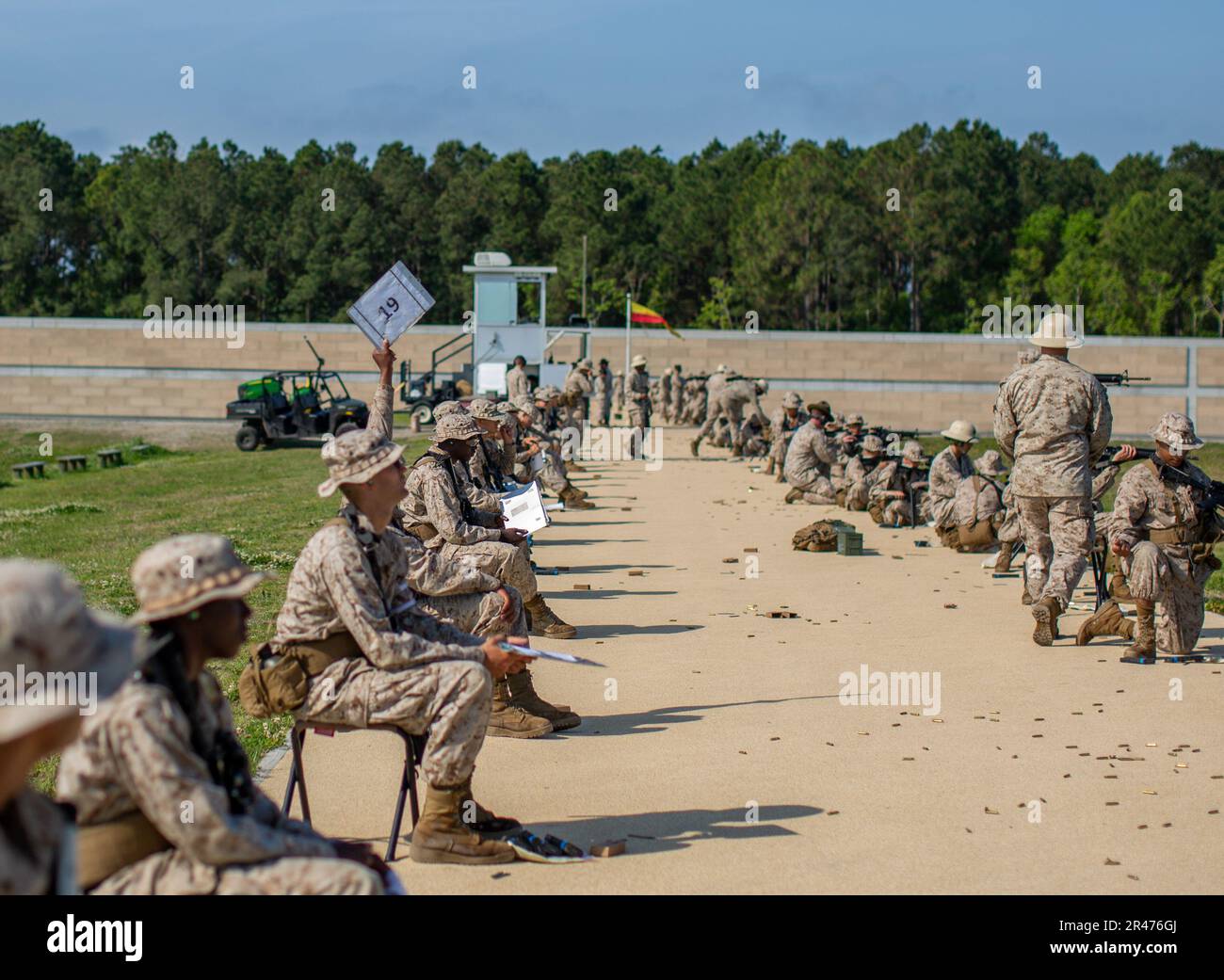 U.S. Marine Corps recruits with Oscar Company, 4th Recruit Training ...