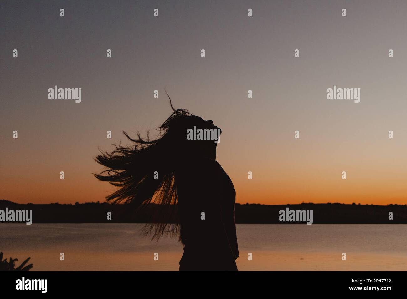 Girl wind silhouette hi-res stock photography and images - Alamy