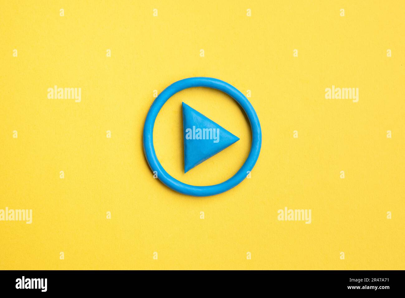 3d simple play button, 3d media play sign on yellow background ...