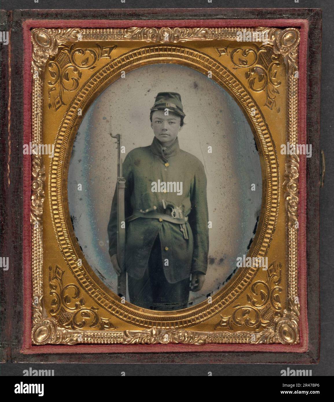 Unidentified young soldier in Union uniform with bayoneted musket ...